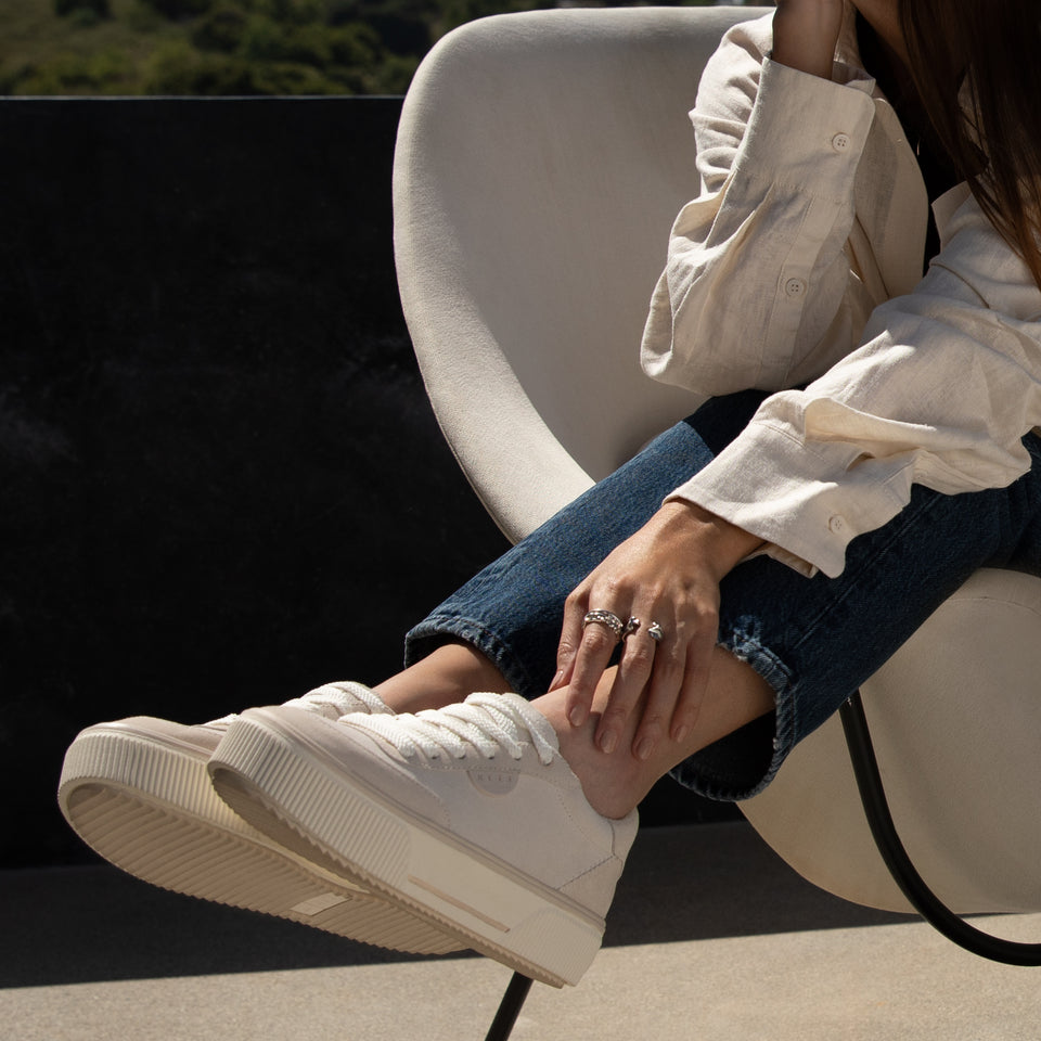 Women's Lay Day Seas Shoes in White Black Lese | REEF®