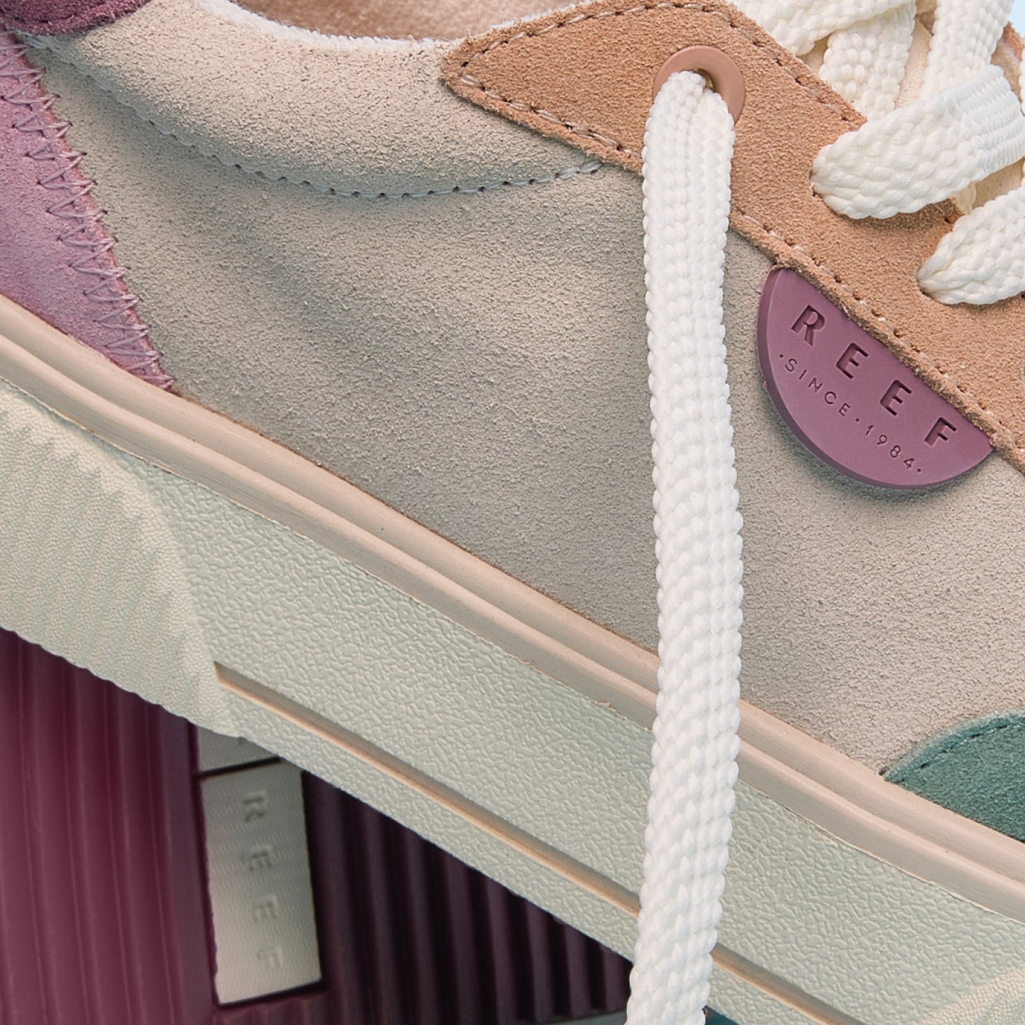 Lay Day Seas: Women's White Leather Sneakers | REEF®