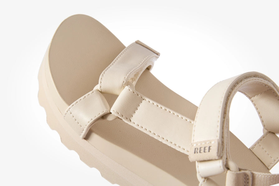 Women's Cushion Rem Hi Sandals in Cork | REEF®
